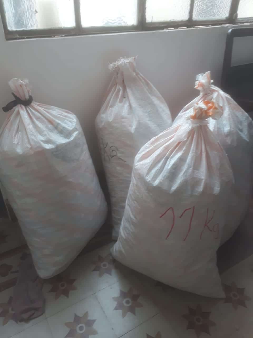 La Escuela del Cerro y El Intransigente donarán 118 kilos de tapitas al ...