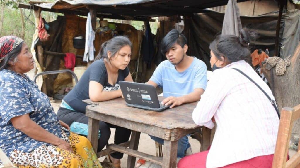 ¡Ejemplar! Un estudiante de la comunidad wichi en Salta quedó nominado ...