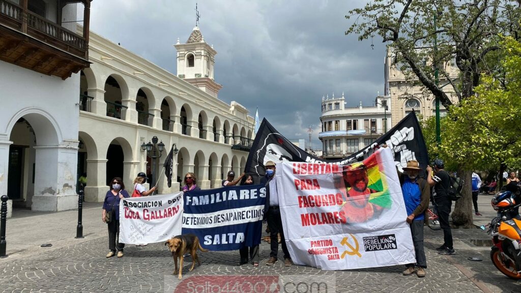 Fuerte manifestación en el centro salteño para exigir la liberación de ...
