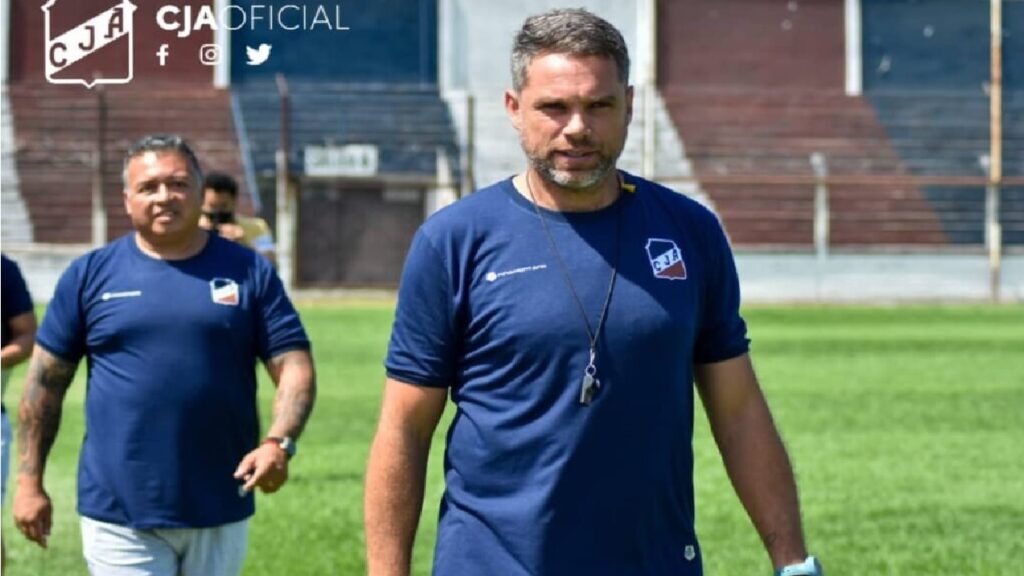 "Es doloroso": Martín Martos habló de su futuro tras la derrota de ...