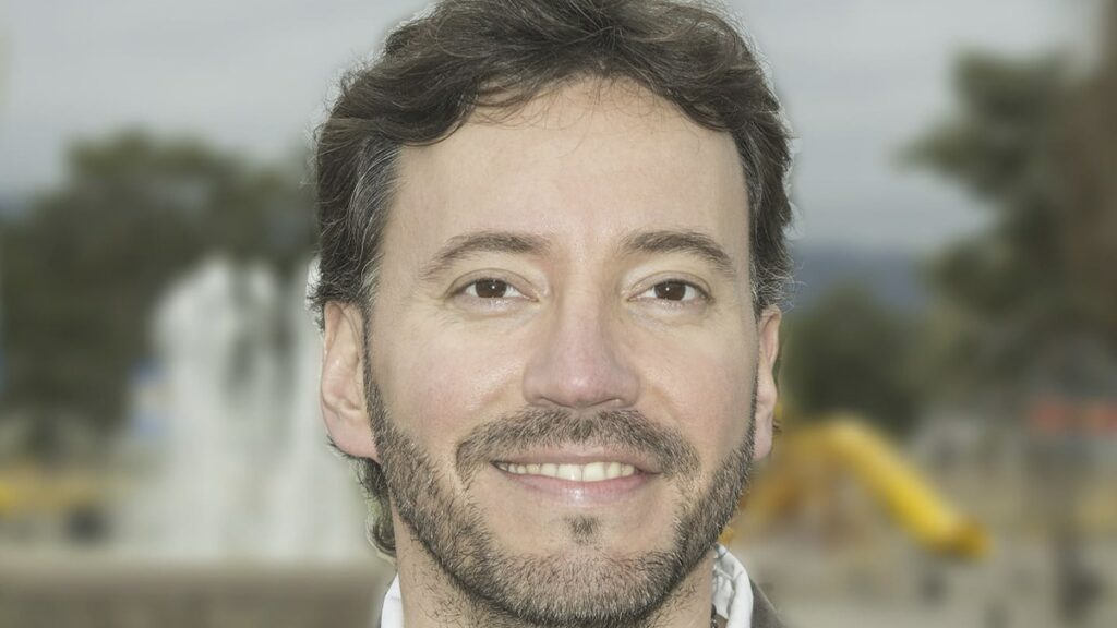 Martín Del Frari participó en la marcha por la Universidad Pública y ...